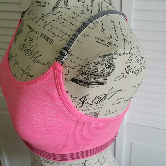 Victoria's Secret | Intimates & Sleepwear | Vsx Neon Pink Sports Bra ...